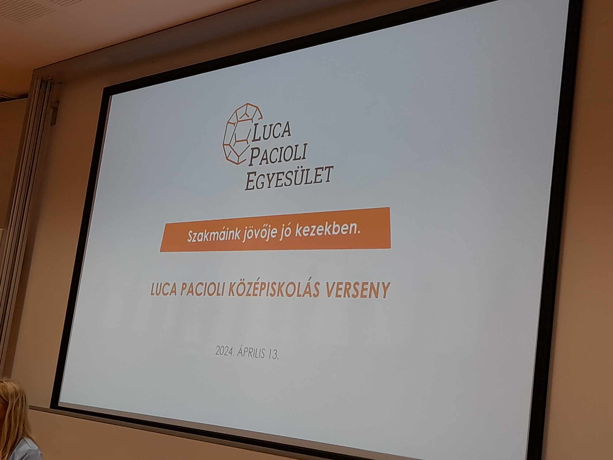 KIMAGASLÓ SIKER A LUCA PACIOLI ORSZÁGOS VERSENYEN! | Hírek | Bajai ...